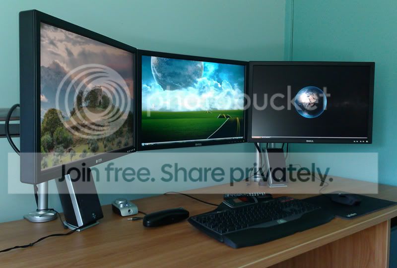 Triple Screen (3x24"s) - Best way to do it? | OCAU Forums